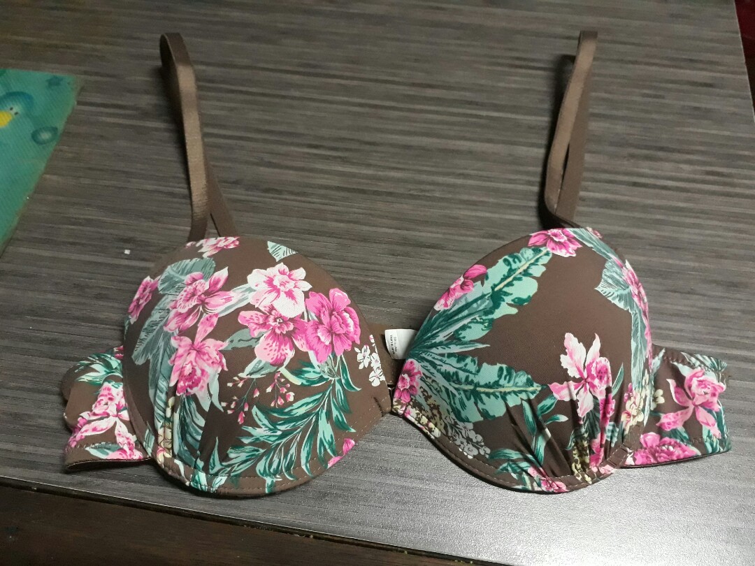 Bench Bra, Women's Fashion, Dresses & Sets, Traditional & Ethnic wear ...