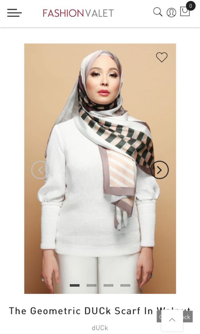 Geometric Duck in Walnut, Women's Fashion, Muslimah Fashion, Hijabs on ...
