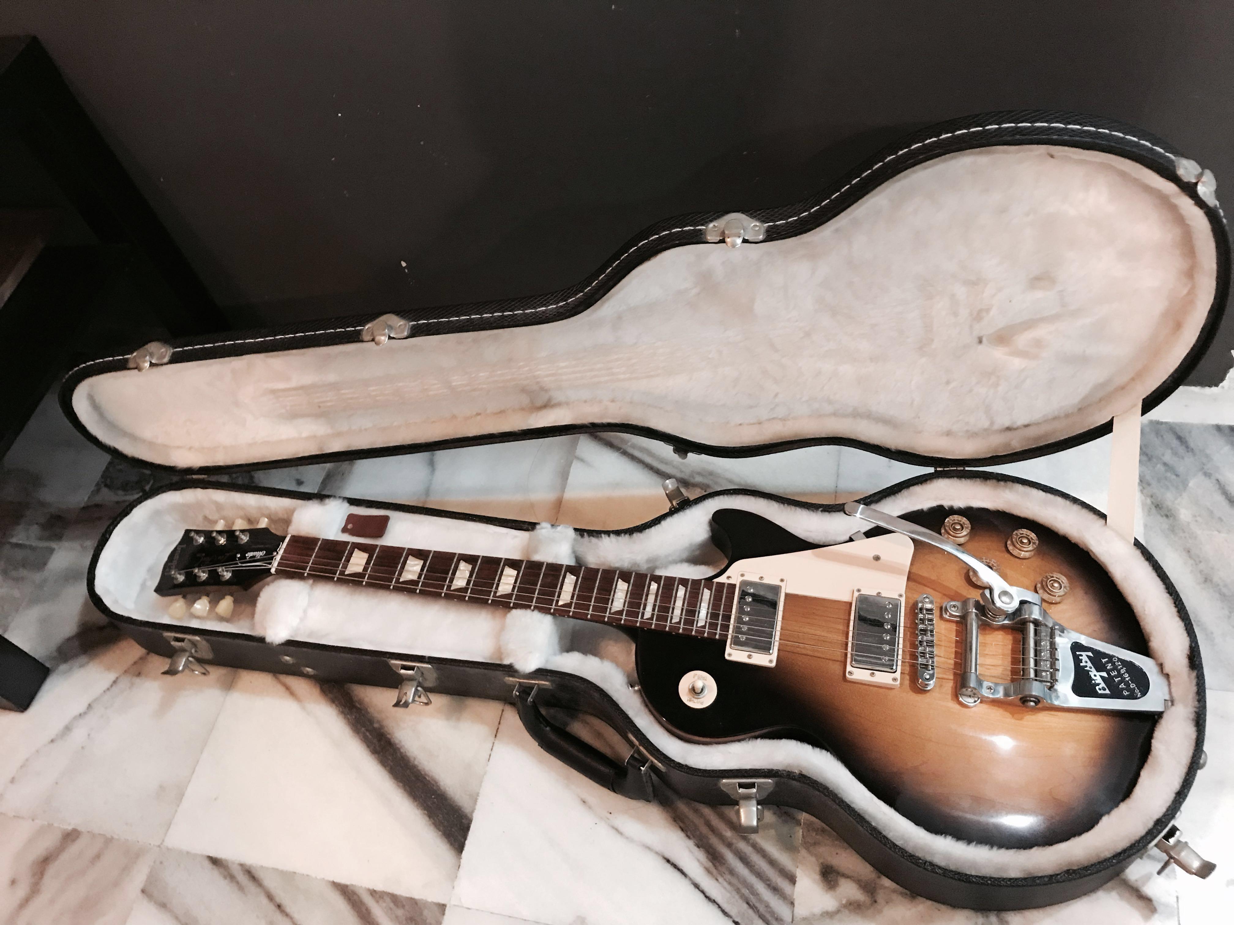 Gibson Les Paul Studio 2012, Hobbies & Toys, Music & Media, Musical ...