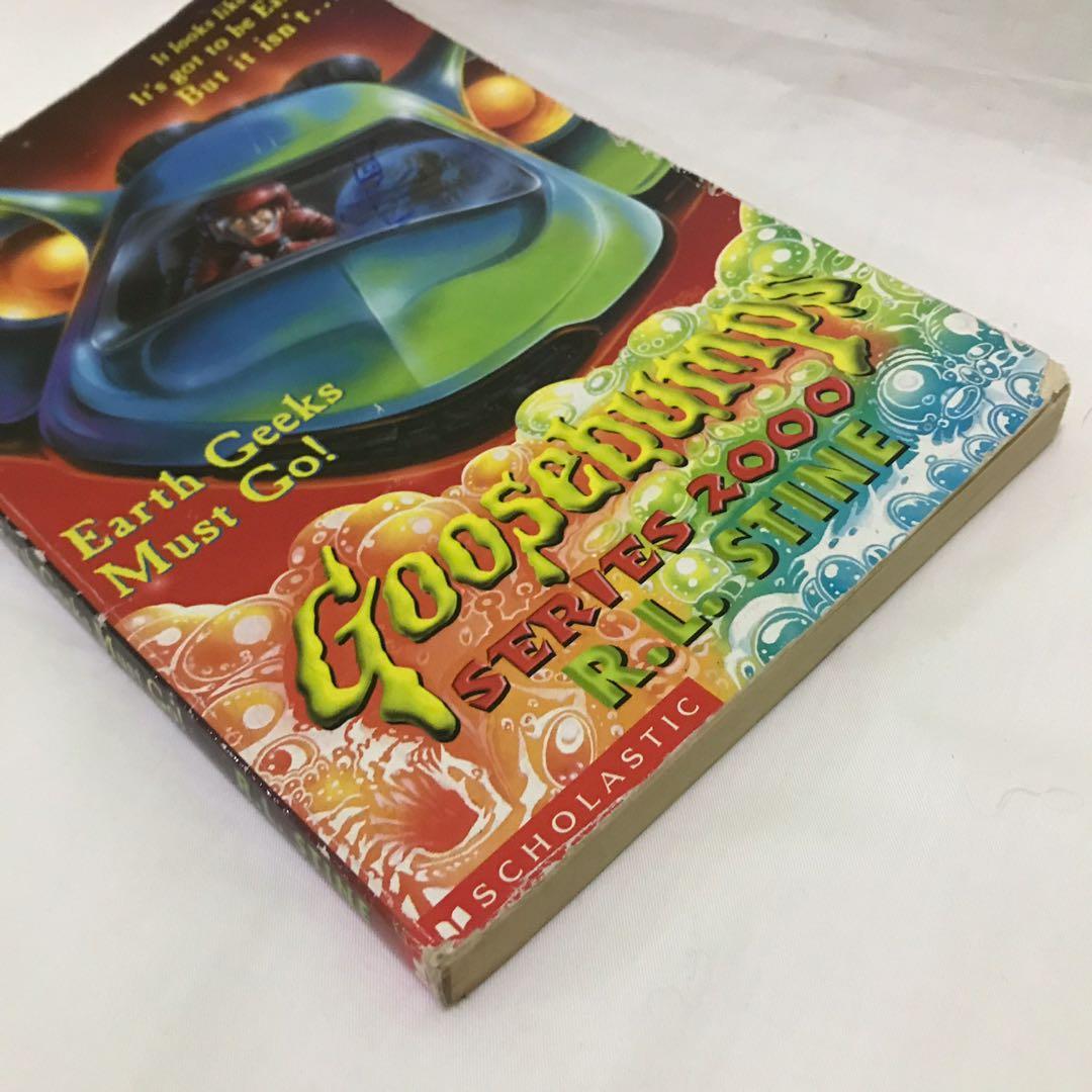 Goosebumps Series 2000 -Earth Geeks Must Go By RL Stine, Buku & Alat ...