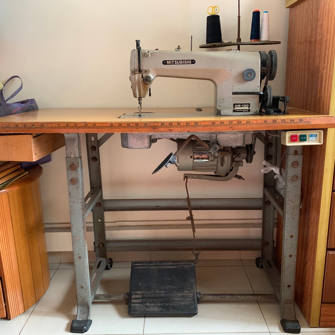 Industrial Sewing Machine, Hobbies & Toys, Stationery & Craft, Craft ...