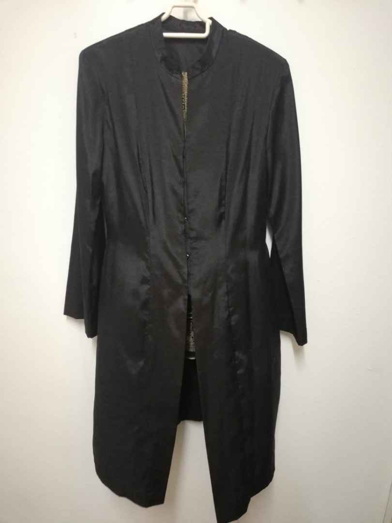 Kebaya Hitam Kain Batik, Women's Fashion, Muslimah Fashion, Baju Kurung ...