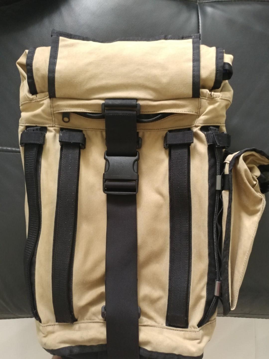 Mission Workshop Arkiv R6 20L (Waxed canvas), Men's Fashion, Bags ...