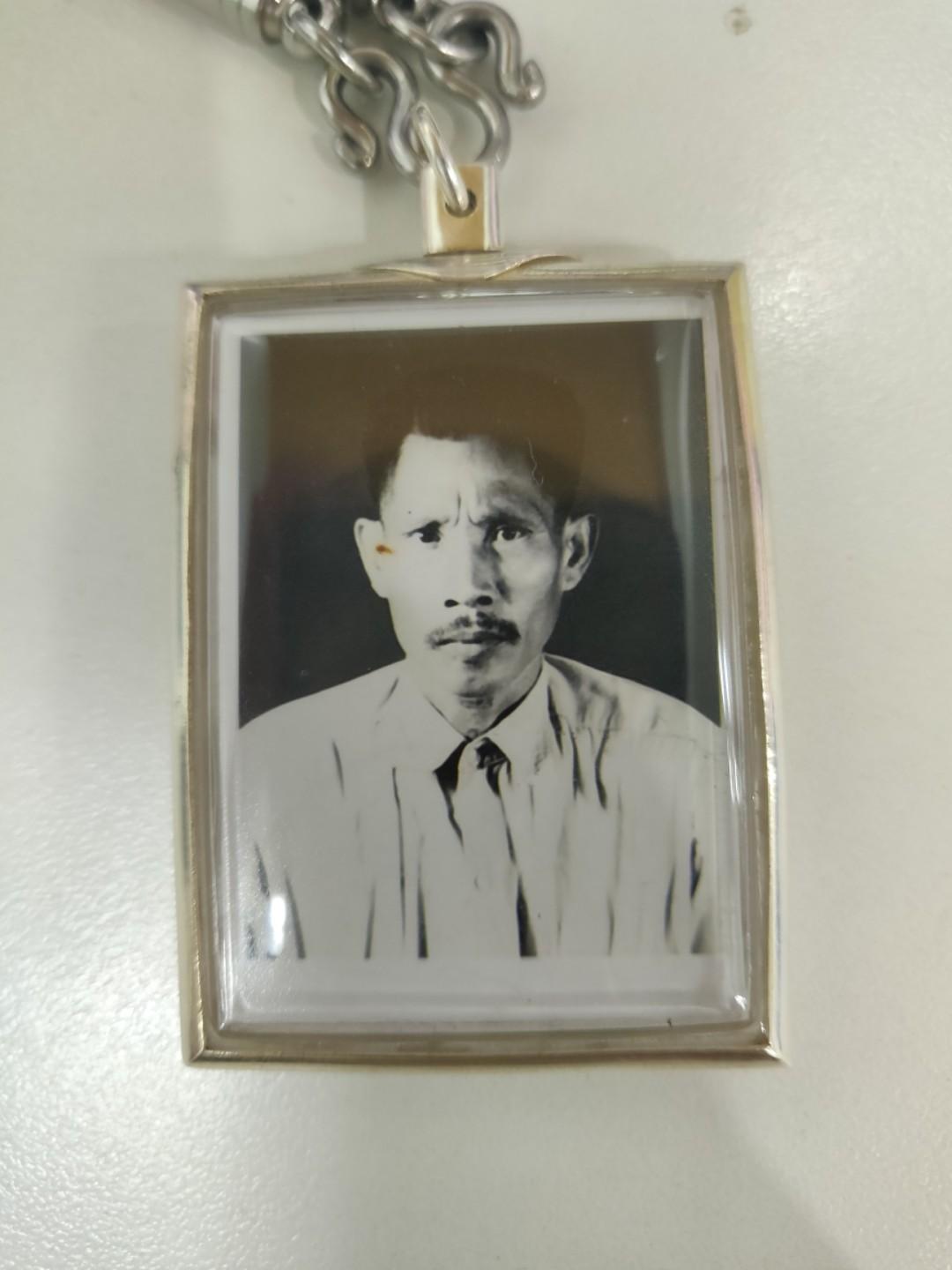 Phor Tiang Loop Tai with silver casing by Ajarn Pong BE 2559, Hobbies ...