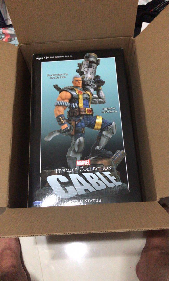 Cable Marvel Diamond Statue #1715 legends premium collection resin ...