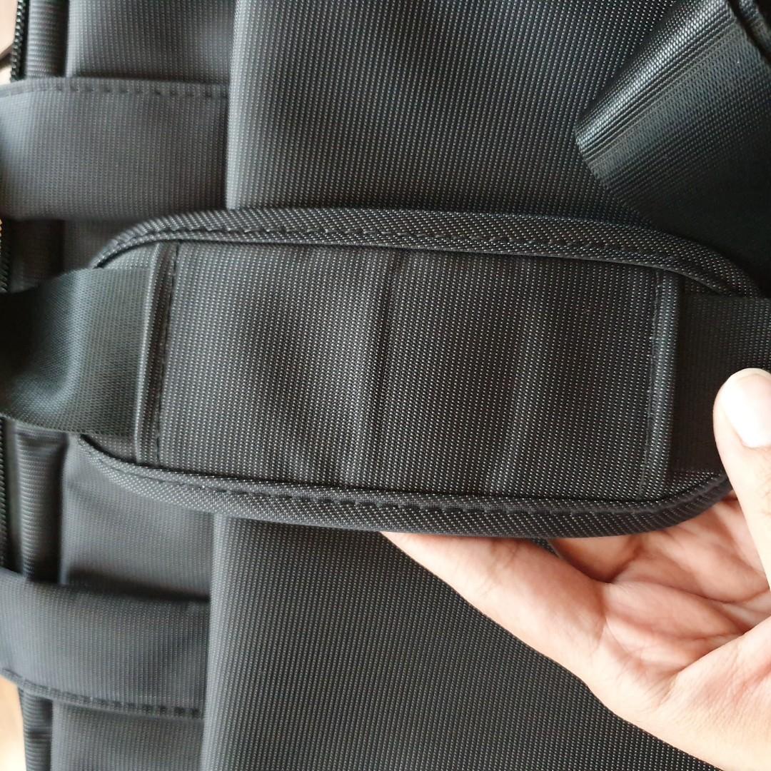 Laptop Bag - Riva Case, Mobile Phones & Gadgets, Mobile & Gadget ...