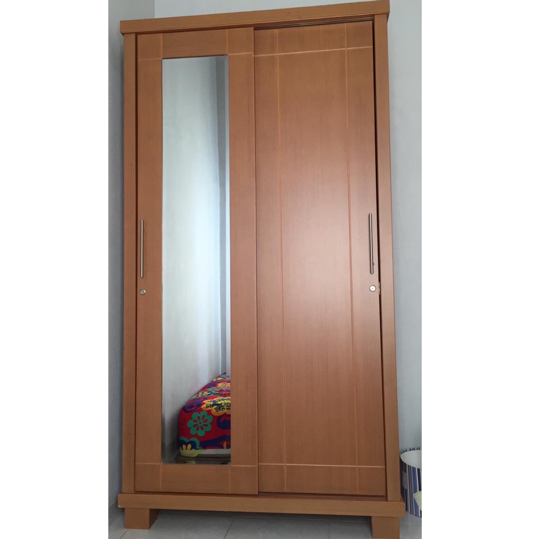 Lemari 2 pintu 90cm, Perabotan Rumah di Carousell