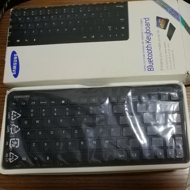 Samsung Bluetooth Keyboard, 電腦＆科技, 電腦周邊及配件, 電腦鍵盤及相關產品 - Carousell