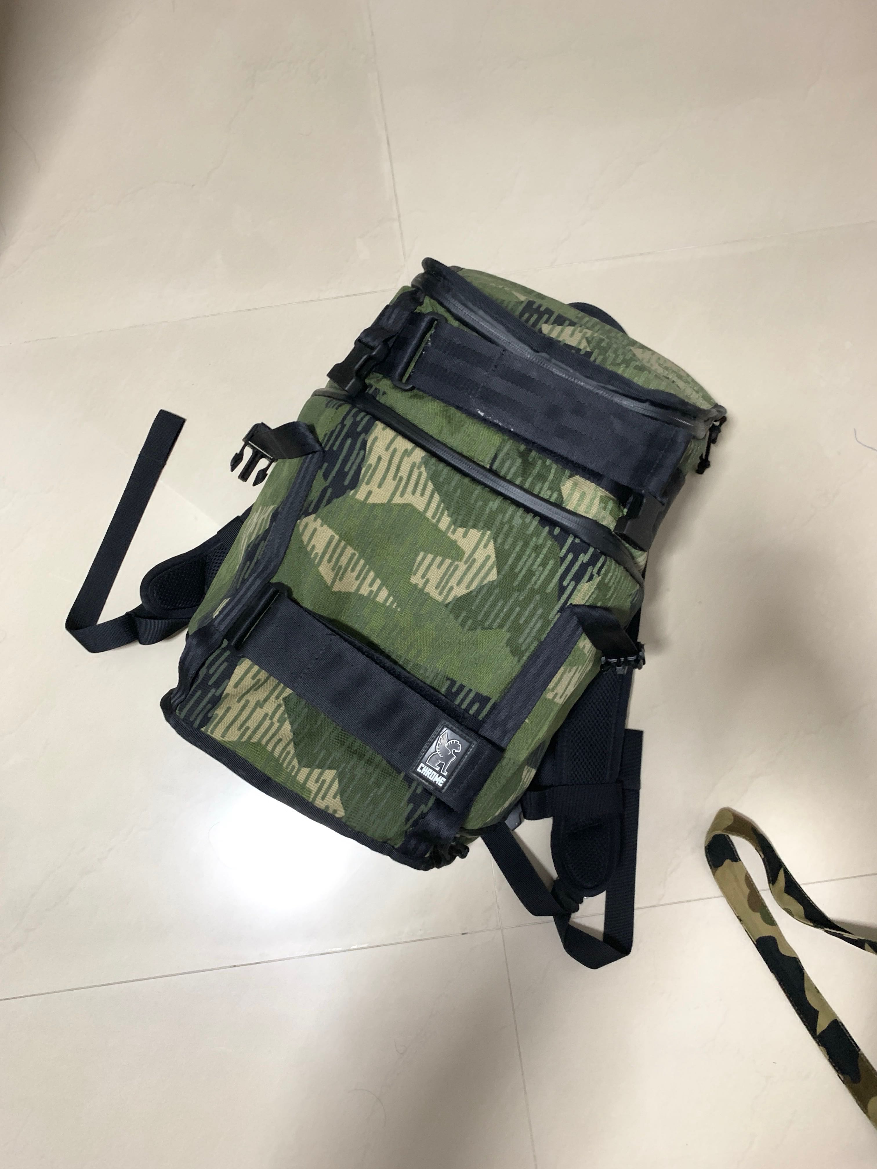Chrome Niko backpack in reflective Camo, Photography, Photography ...