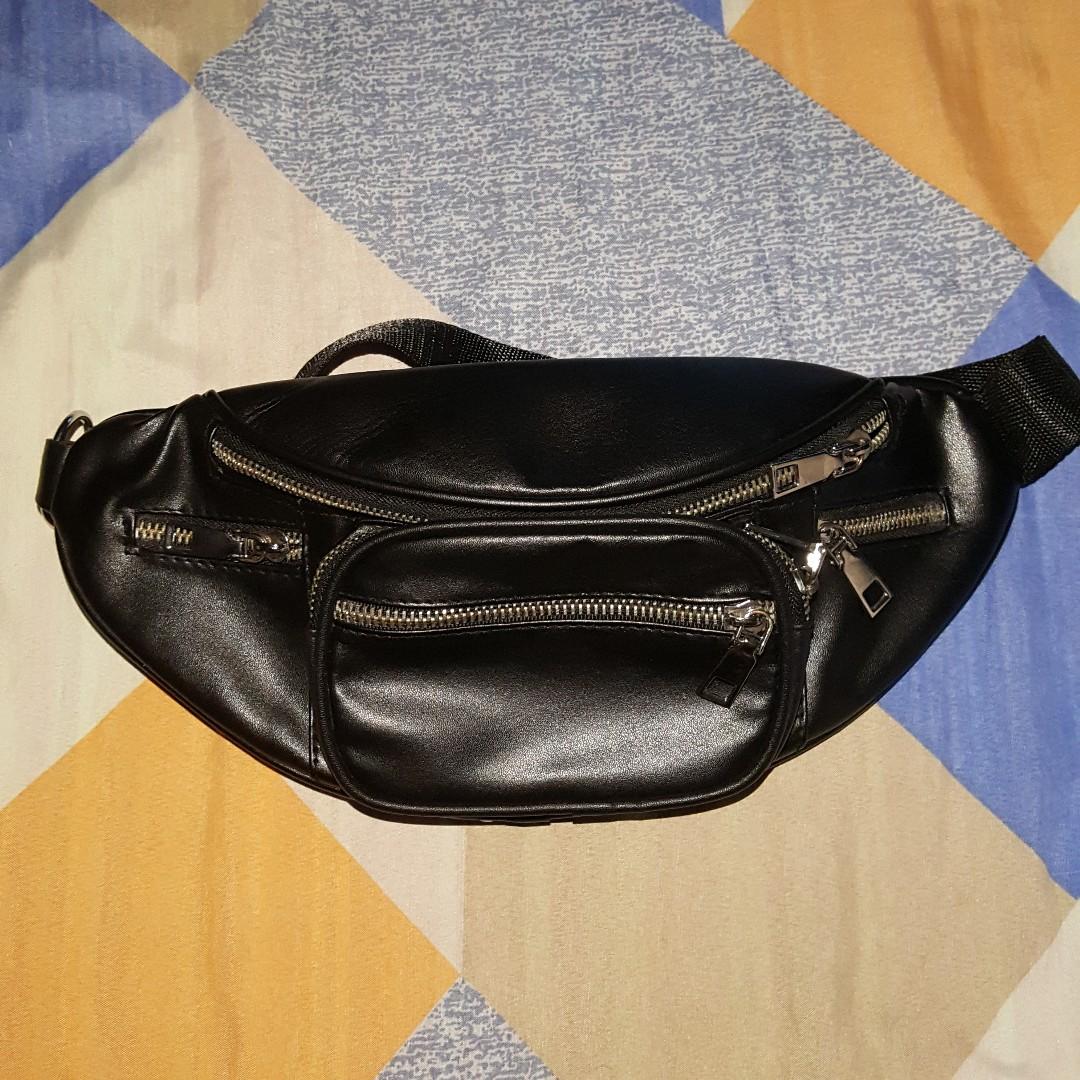 FANNY PACK, Men's Fashion, Bags, Sling Bags on Carousell