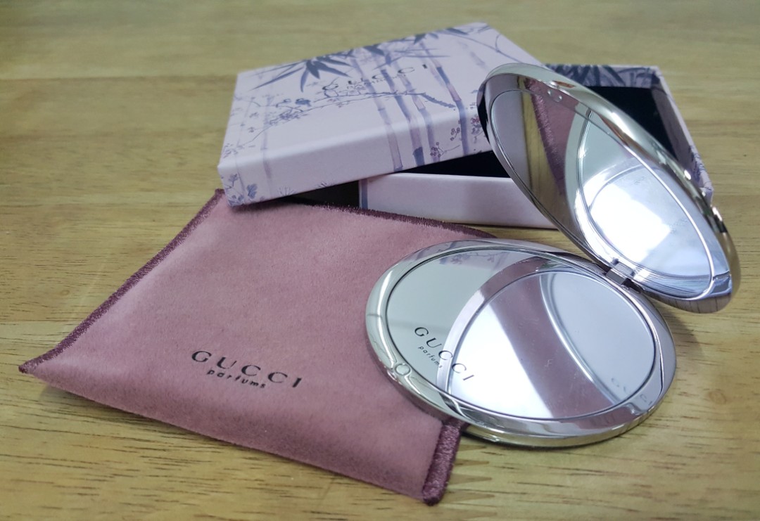 Gucci Bamboo Pocket Mirror, Women's Fashion, Jewelry & Organisers ...