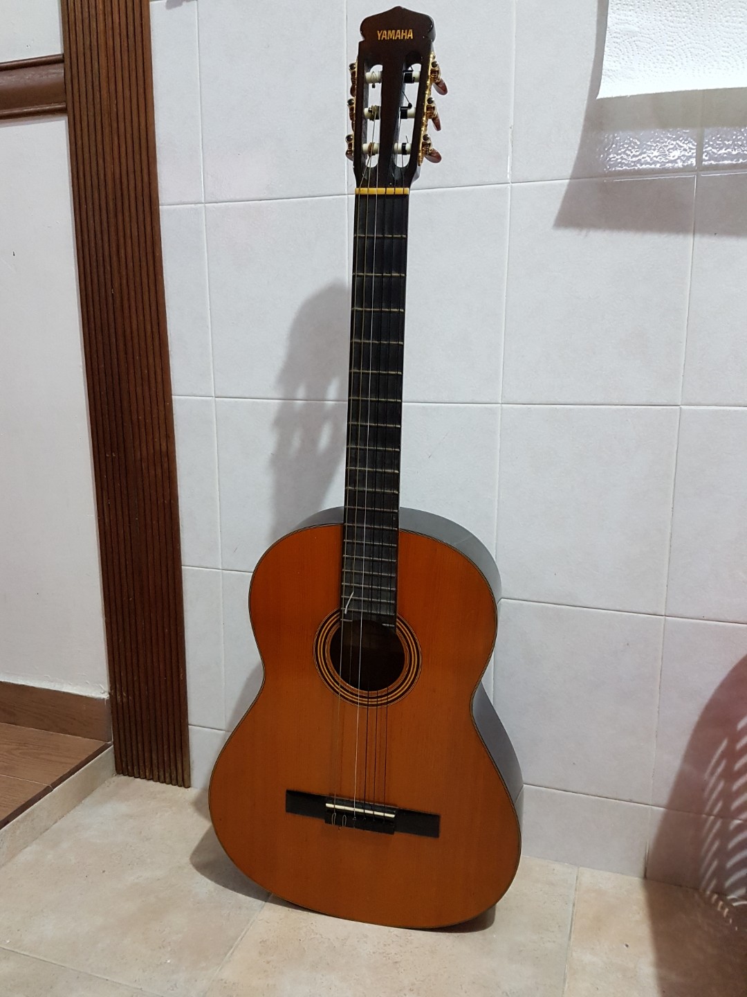 Yamaha Vintage Classical Guitar, Music & Media, Music Instruments on ...