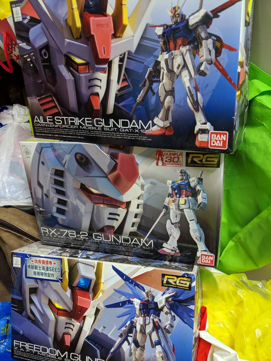 Gundam RG set rx-78-2 aile strike freedom, Hobbies & Toys, Toys & Games ...