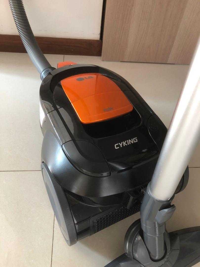 LG CYKING Bagless Vacuum Cleaner, TV & Home Appliances, Vacuum Cleaner ...