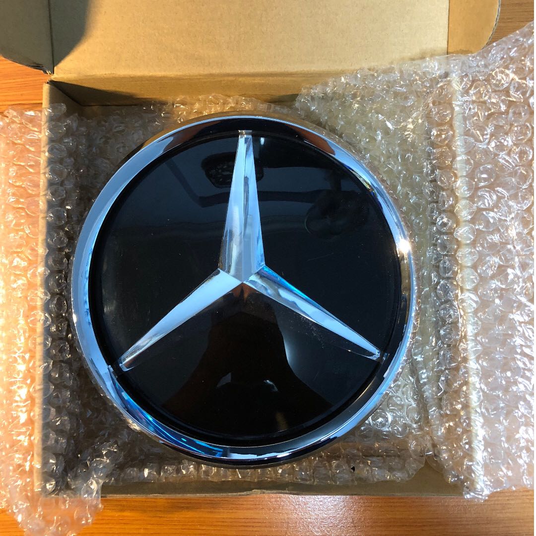 Mercedes Benz W176 Front Grille Emblem / Logo (Original), Car ...