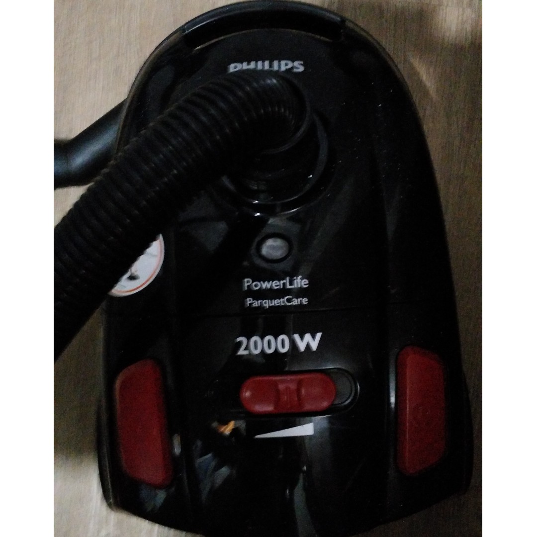 Philips 2000W PowerLife Vacuum Cleaner FC8454/61, TV & Home Appliances ...