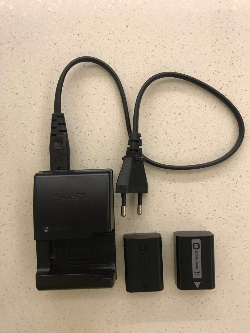 Sony A6000 Body + 2 batteries + Peak Design Slide Lite strap + IR ...
