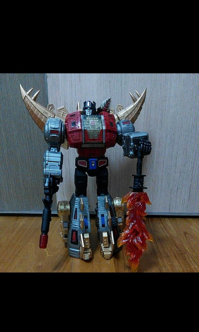 Transformers dinosaur gigasaur snarl, Hobbies & Toys, Toys & Games on ...