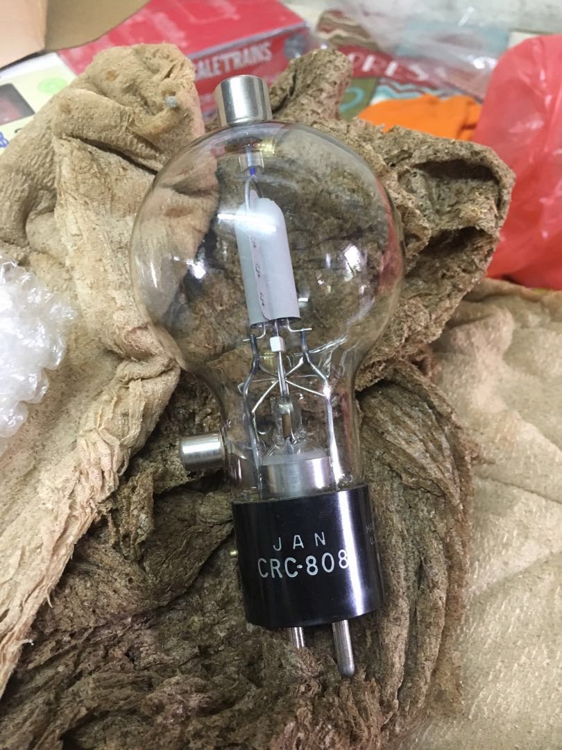 808 tube USA 膽一對 膽機用, 音響器材, 可攜式音響設備 - Carousell