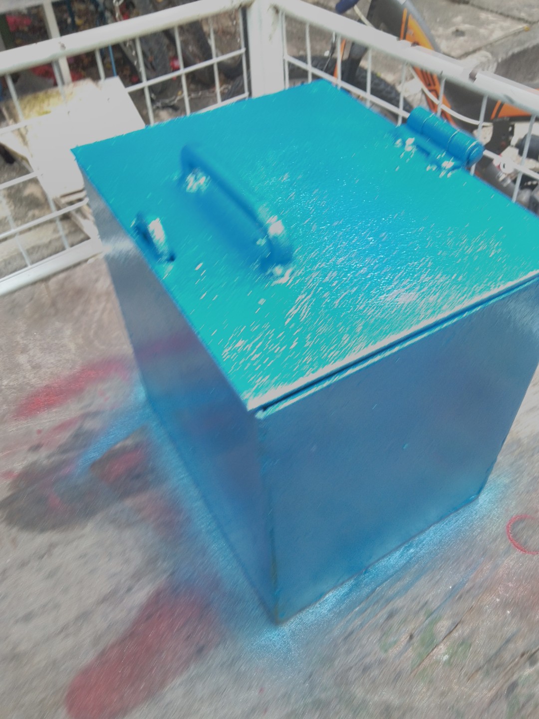 Iron box, Hobbies & Toys, Stationery & Craft, Handmade Craft on Carousell