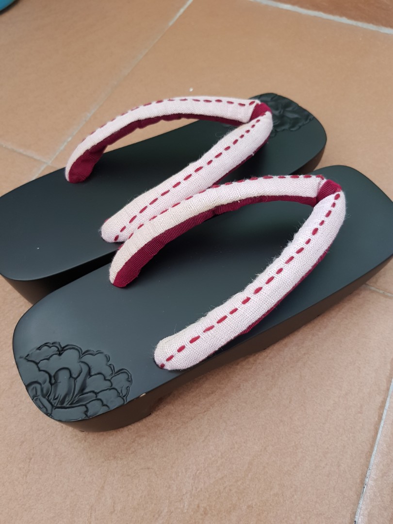 Japanese Platform Geta, Women's Fashion, Footwear, Sandals on Carousell