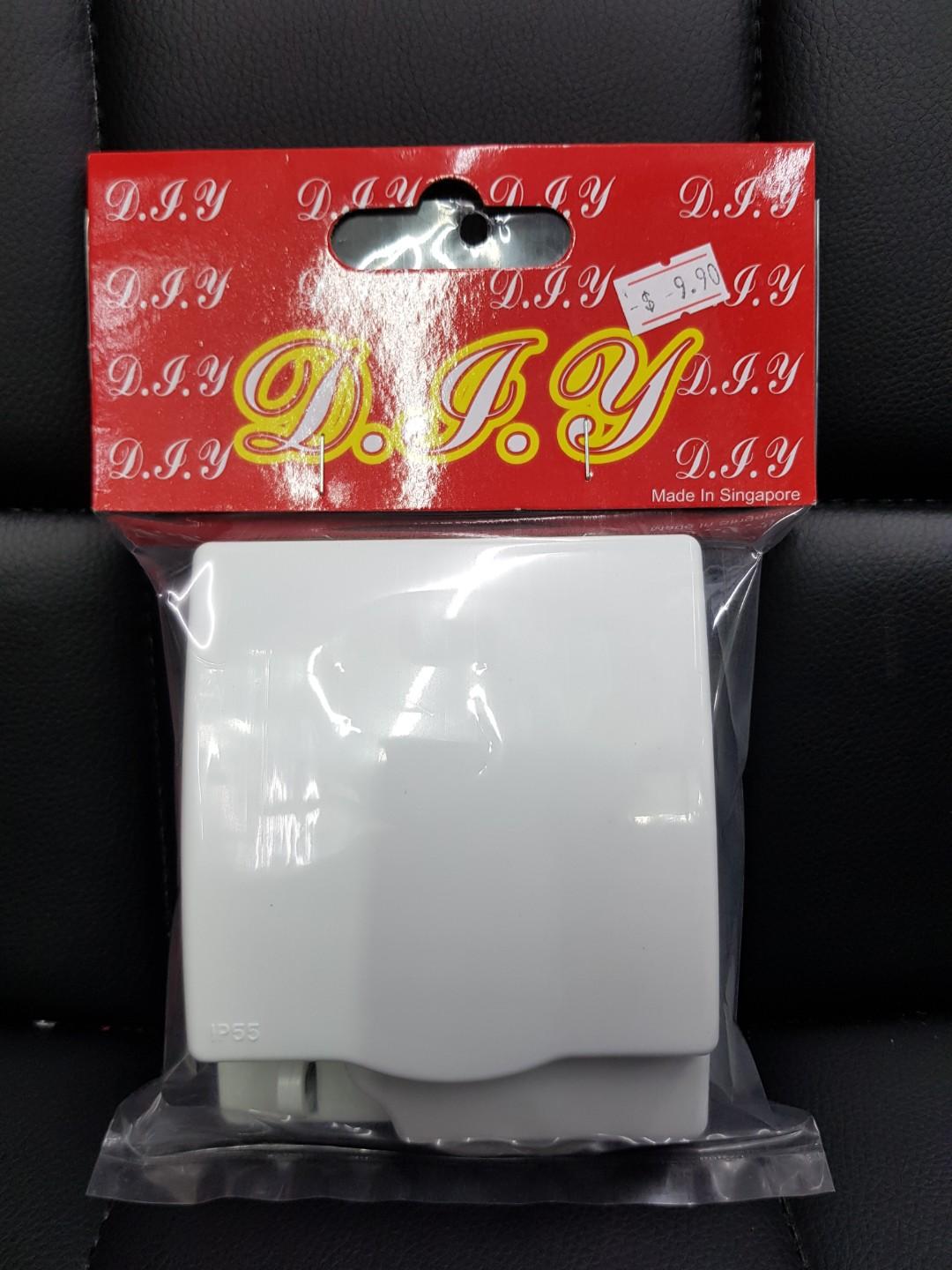 Universal IP55 Lockable Weatherproof Protective Socket Cover ...