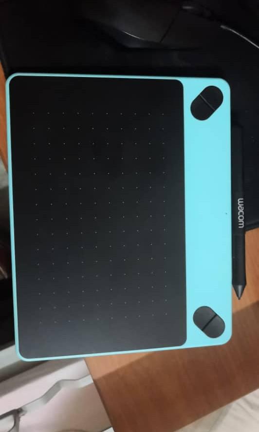 Wacom Intuos Draw CTL-490 Blue, Computers & Tech, Parts & Accessories ...