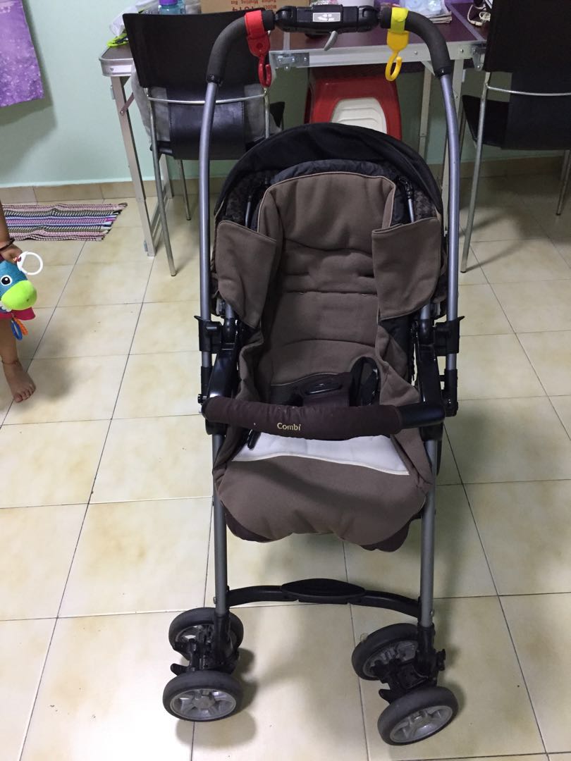 Combi Miracle Turn stroller, Babies & Kids, Going Out, Strollers on ...