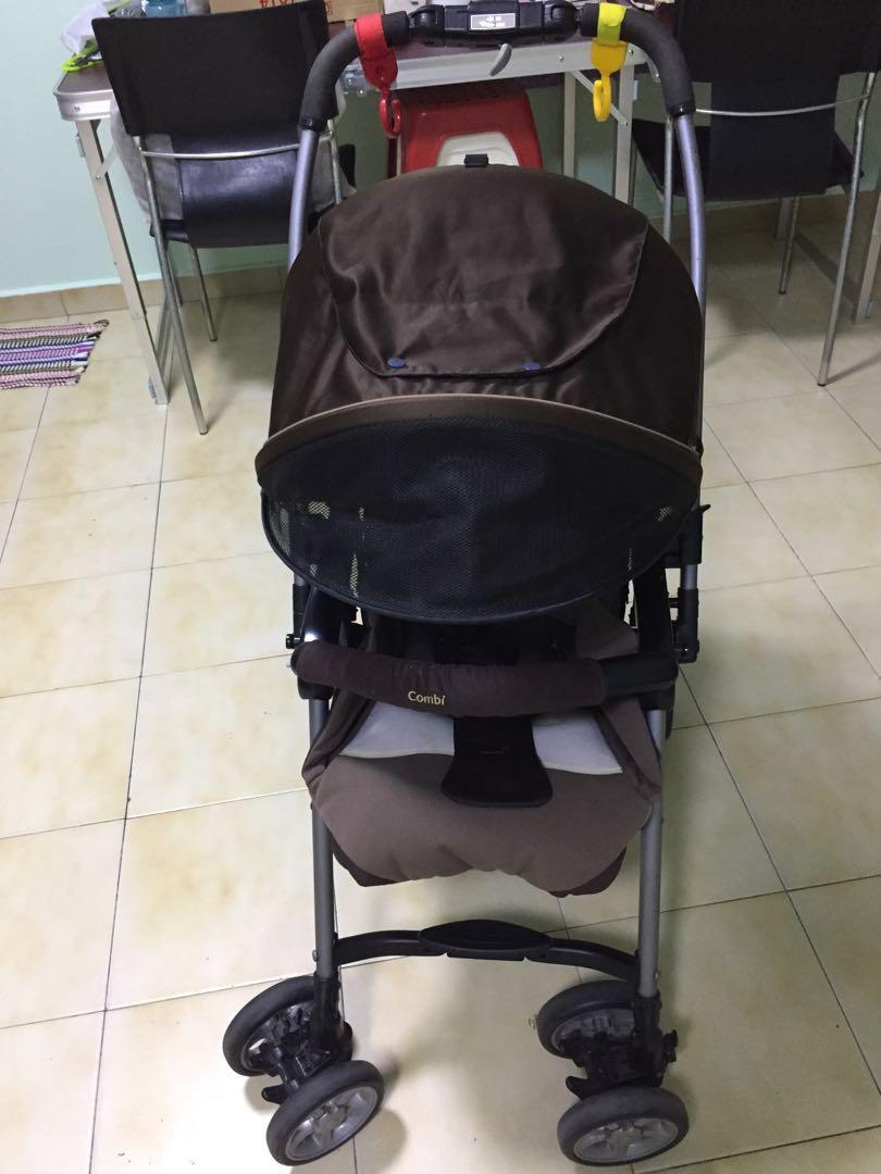 Combi Miracle Turn stroller, Babies & Kids, Going Out, Strollers on Carousell