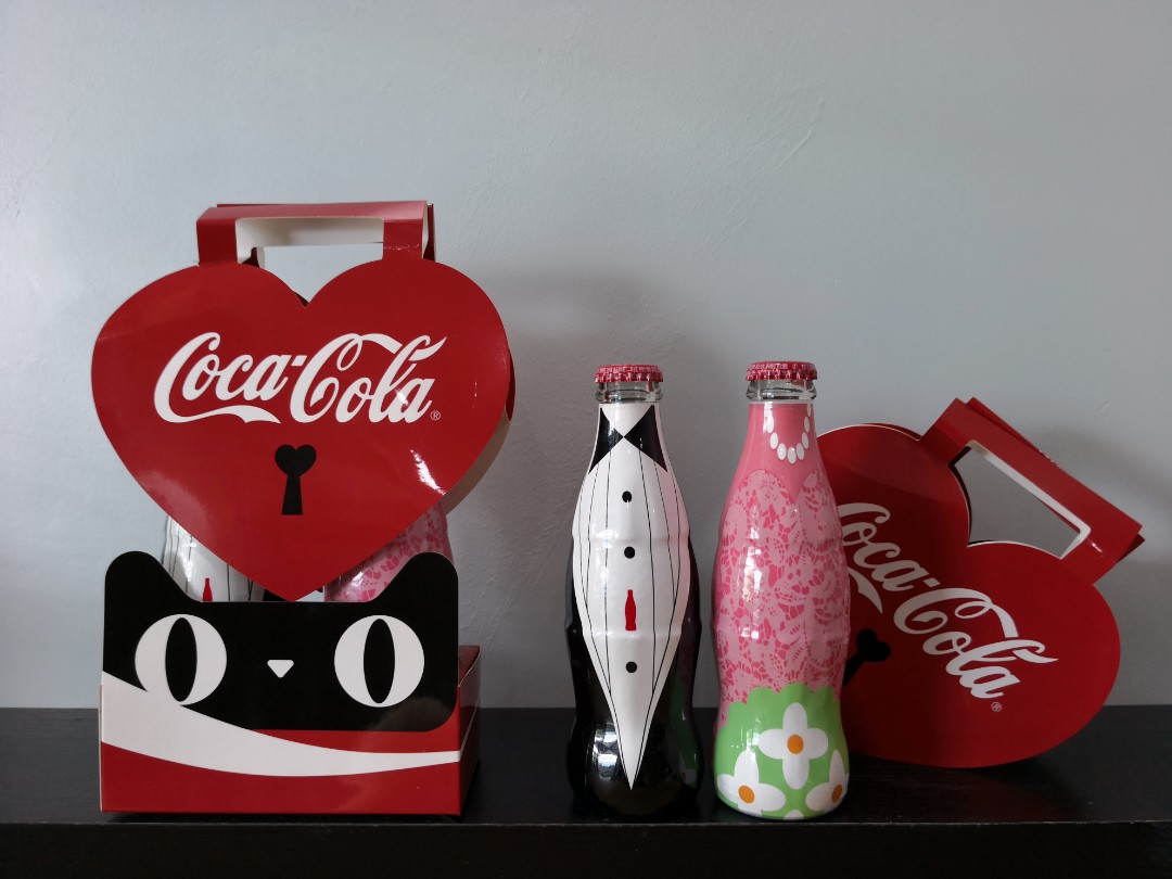 Couple set coca cola coke wedding sweet set, Hobbies & Toys ...