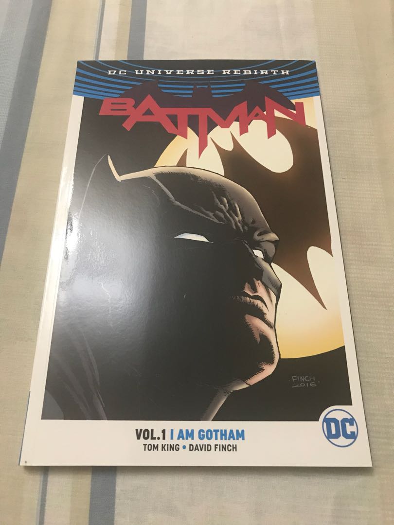 DC UNIVERSE REBIRTH: Batman Vol. 1 - I Am Gotham, Hobbies & Toys, Books ...