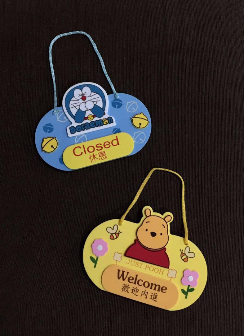 Doraemon Sign Welcome & Closed, Serba Serbi, Others di Carousell