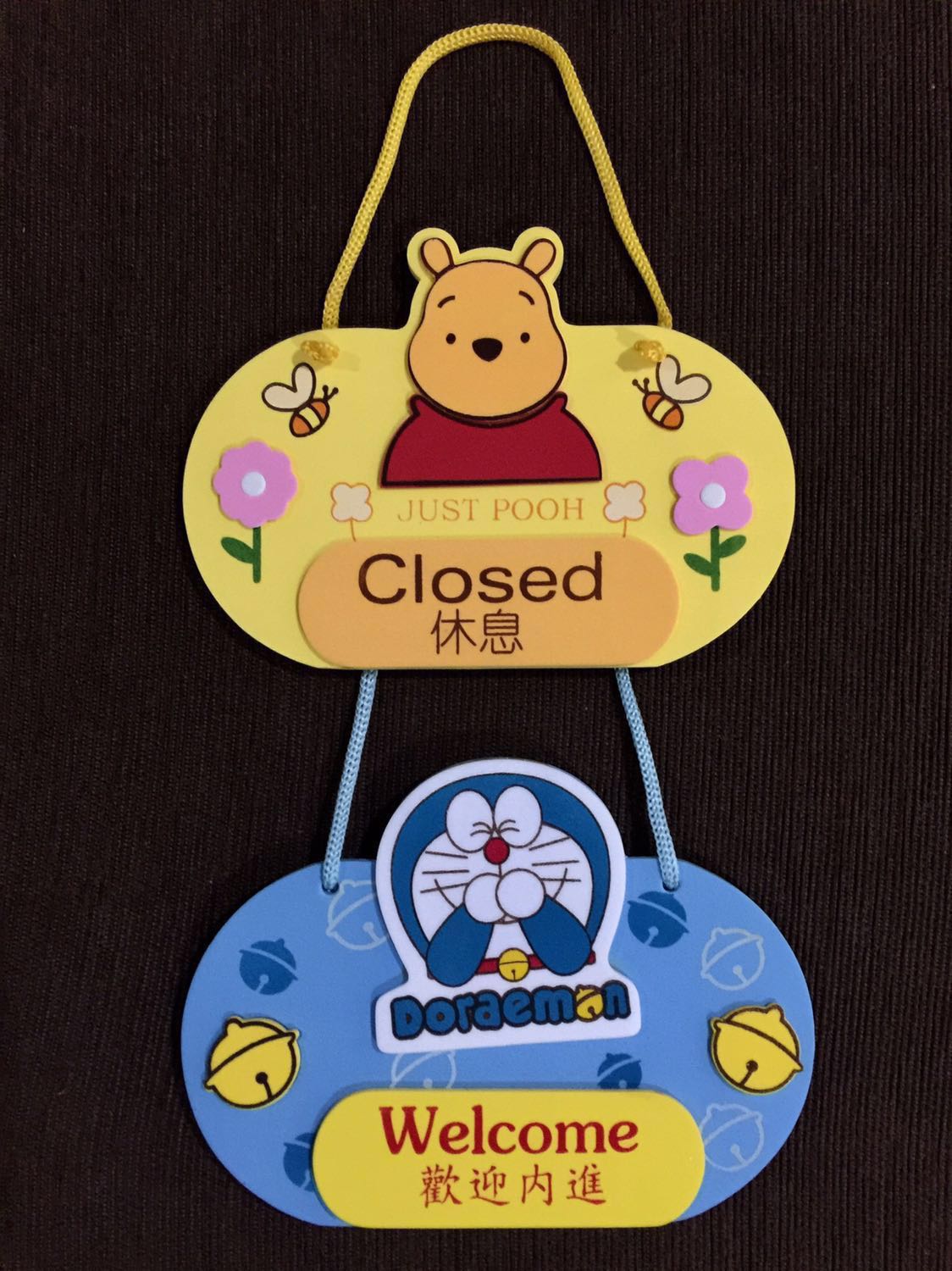 Doraemon Sign Welcome & Closed, Serba Serbi, Others di Carousell