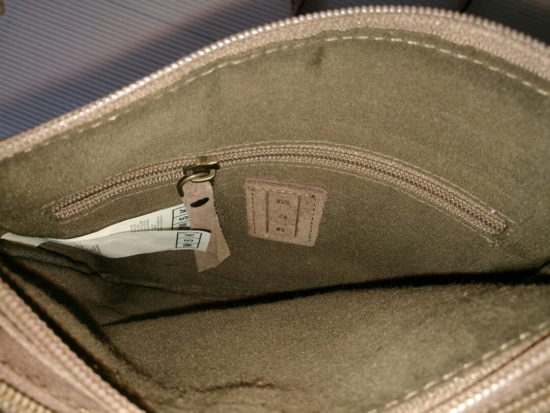 MSK SPAIN Leather bag, Women's Fashion, Bags & Wallets, Cross-body Bags ...