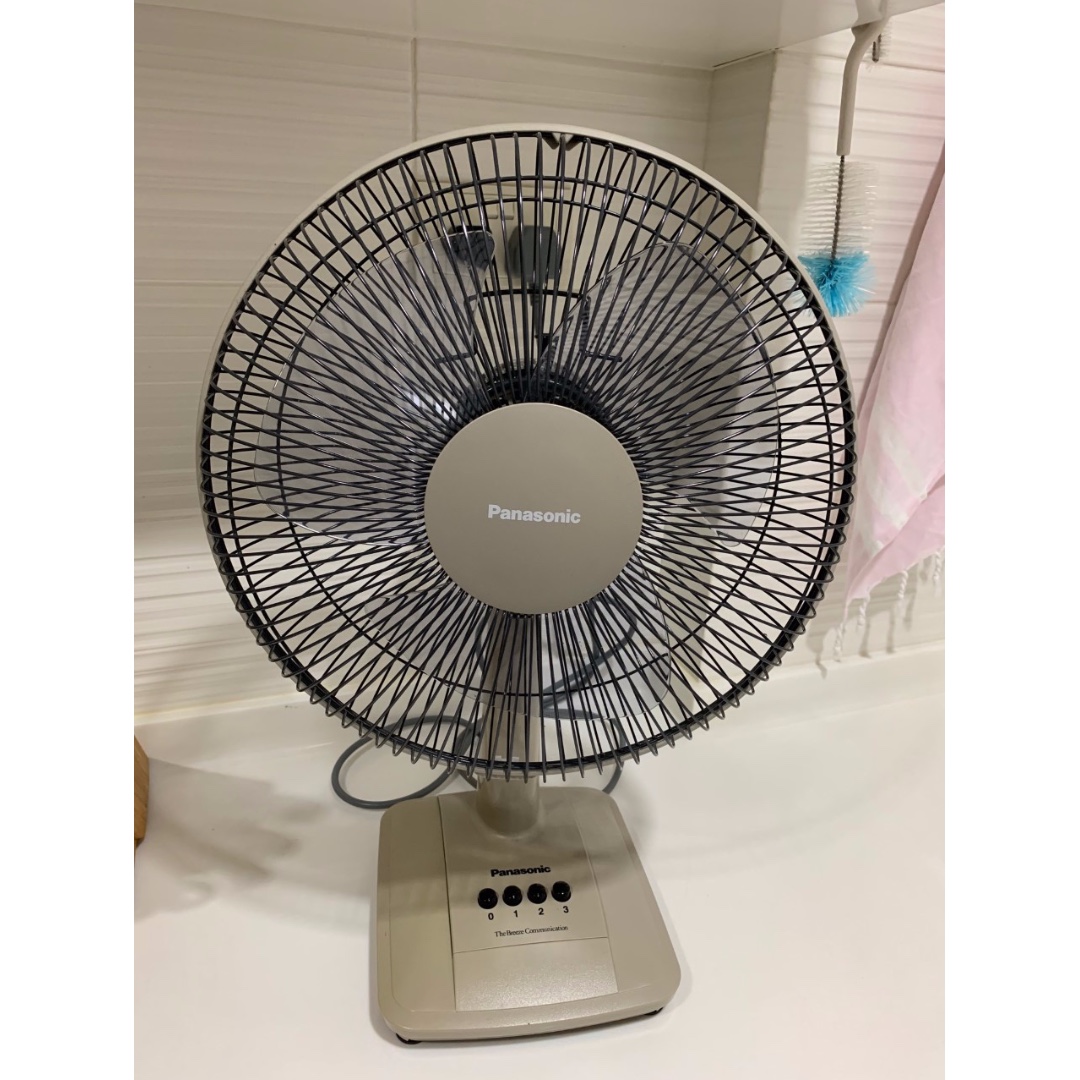 Panasonic table fan (grey), Furniture & Home Living, Lighting & Fans ...