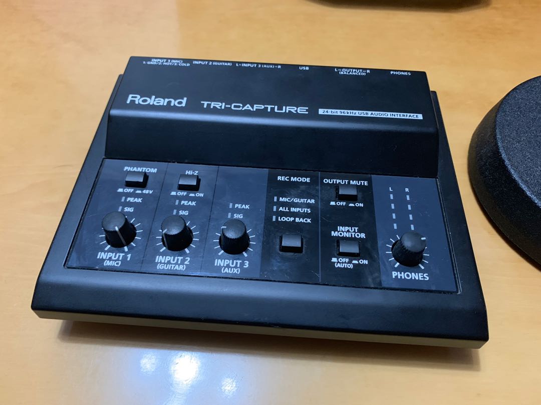 Roland Tri-Capture USB Audio Interface (PC / Mac), 興趣及遊戲, 音樂樂器 & 配件, 樂器 ...