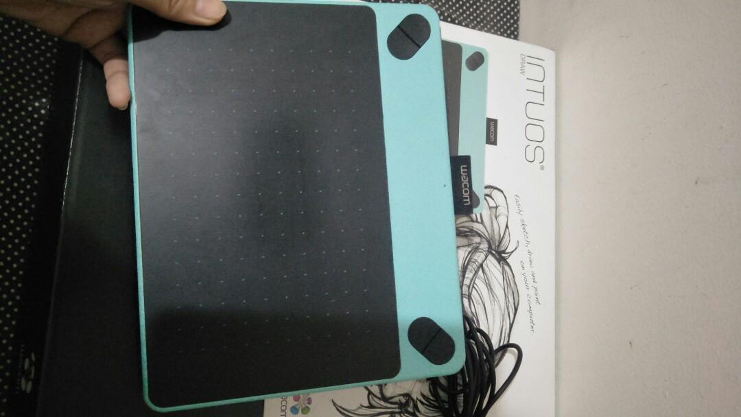 WACOM PEN TABLET - INTUOS DRAW CTL 490, Elektronik, Lainnya di Carousell