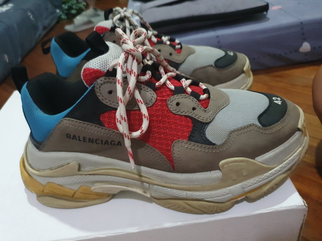 Balenciaga Triple S, Men's Fashion, Footwear, Sneakers on Carousell