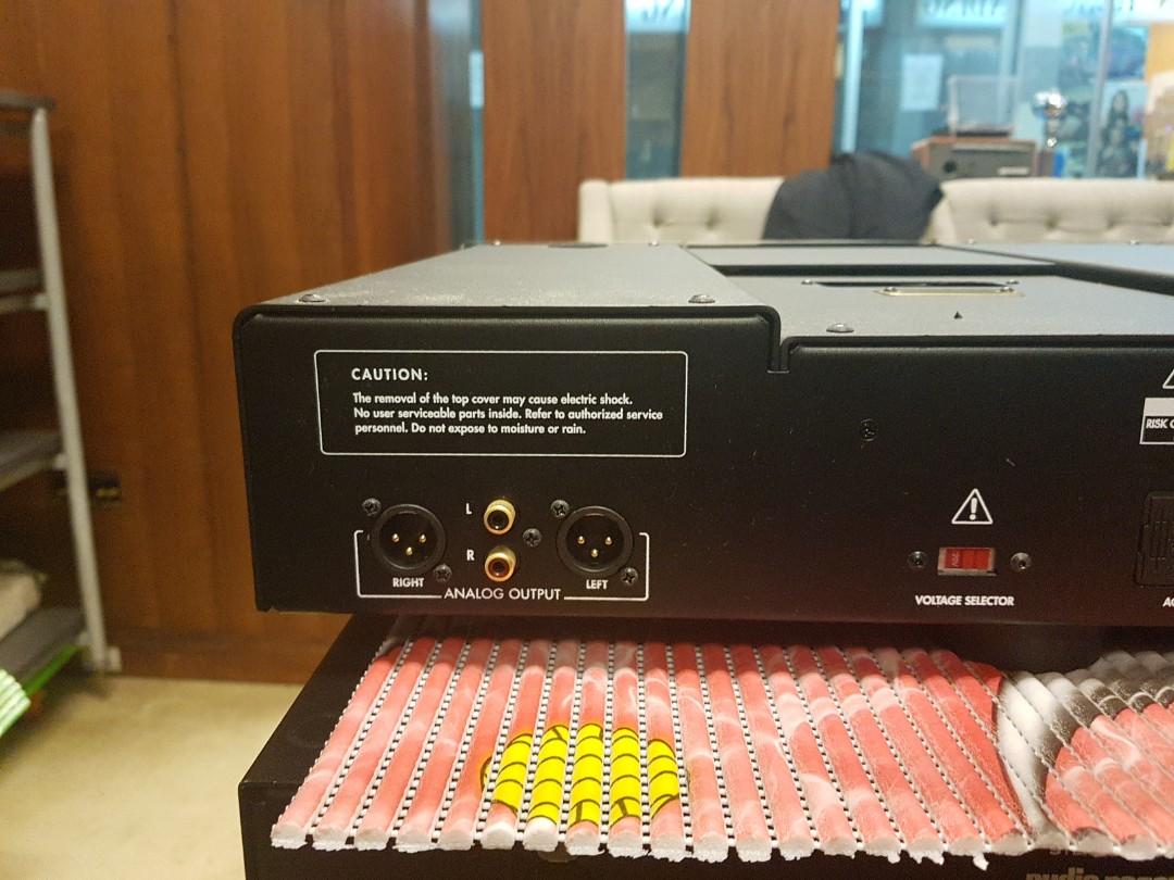 Electrocompaniet EMC 1 mkIV CD player, Audio, Portable Music Players on ...