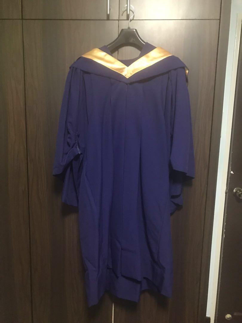 NUS Graduation Gown SET for Bachelor Science, Everything Else on Carousell