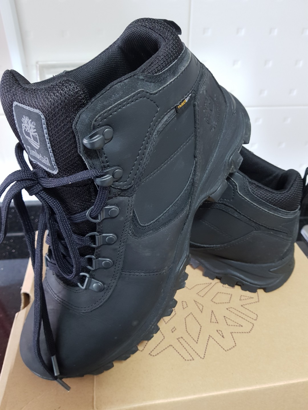 Timberland High Back Shoes, Men's Fashion, Footwear, Boots on Carousell