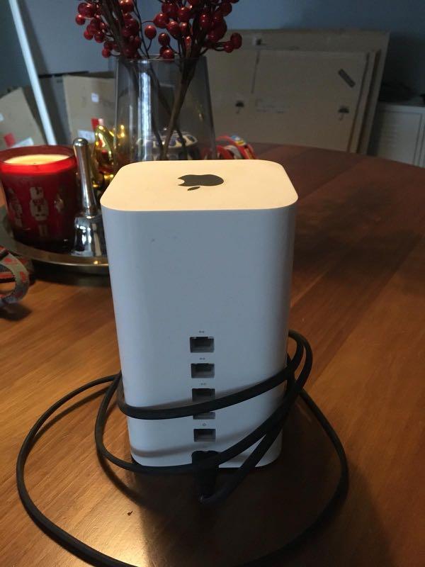Apple Wifi Router, Computers & Tech, Parts & Accessories, Networking on ...