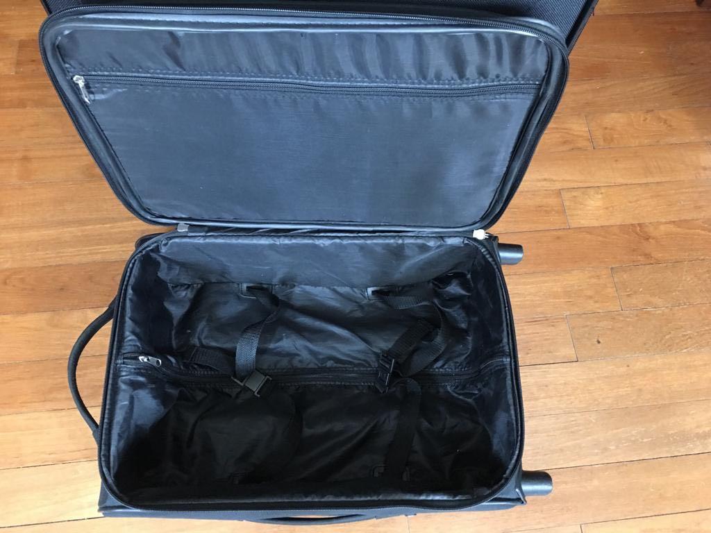 Cabin bag/luggage, good for weekend trips!, Hobbies & Toys, Travel ...