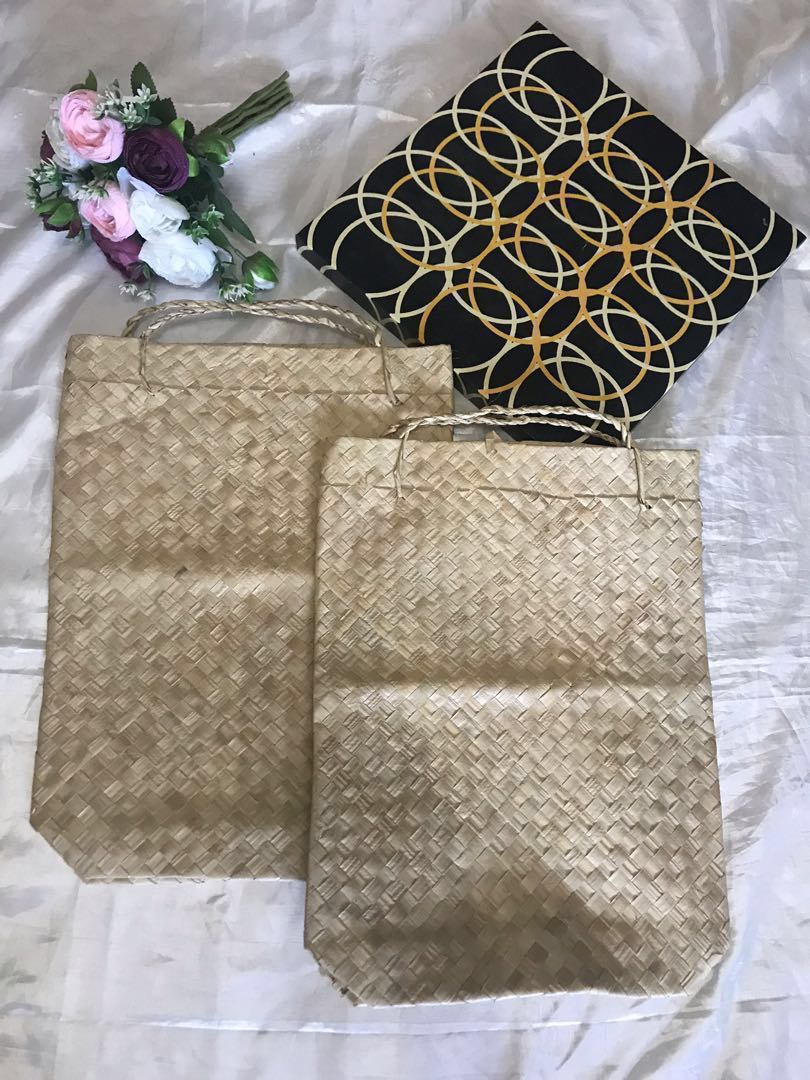 FREEBIE Native Bayong, Hobbies & Toys, Stationary & Craft, Other ...