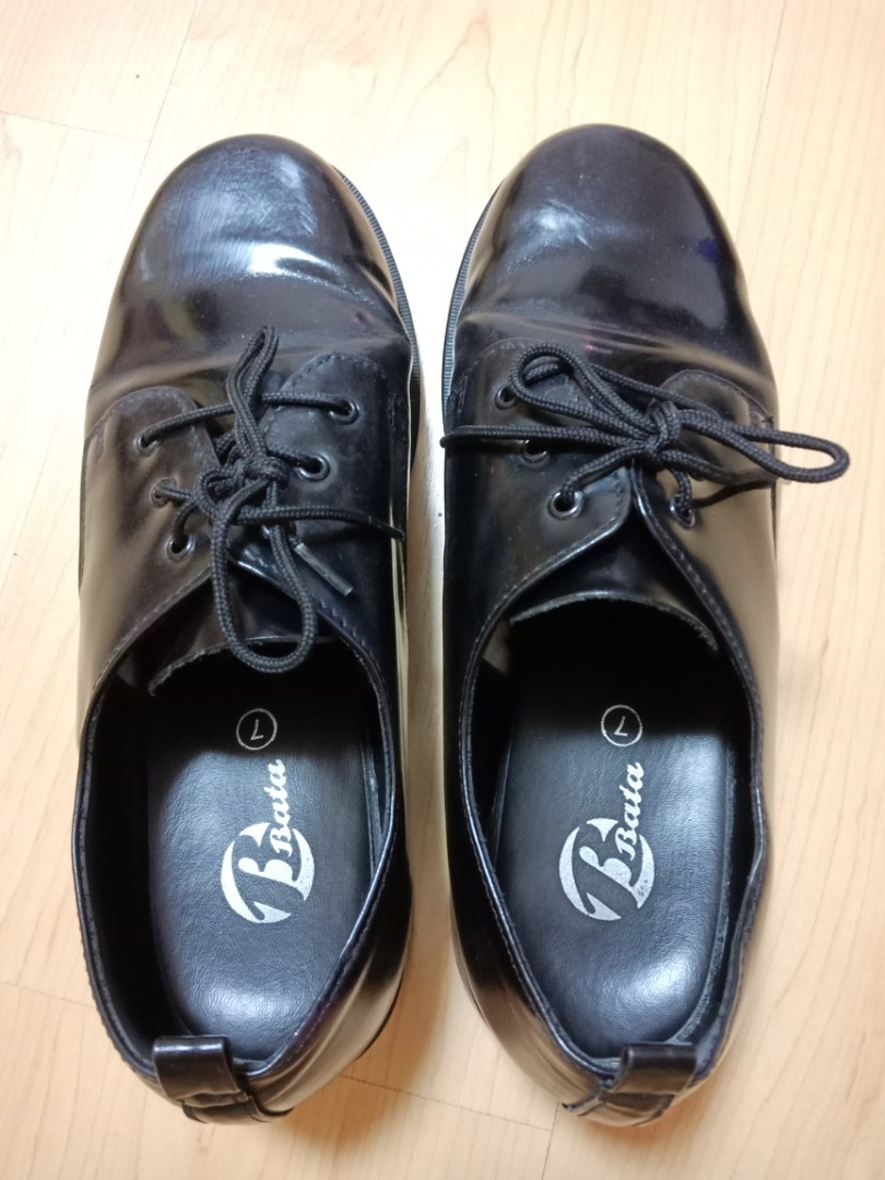 Girl Guides' Marching Boots, Women's Fashion, Footwear, Boots on Carousell