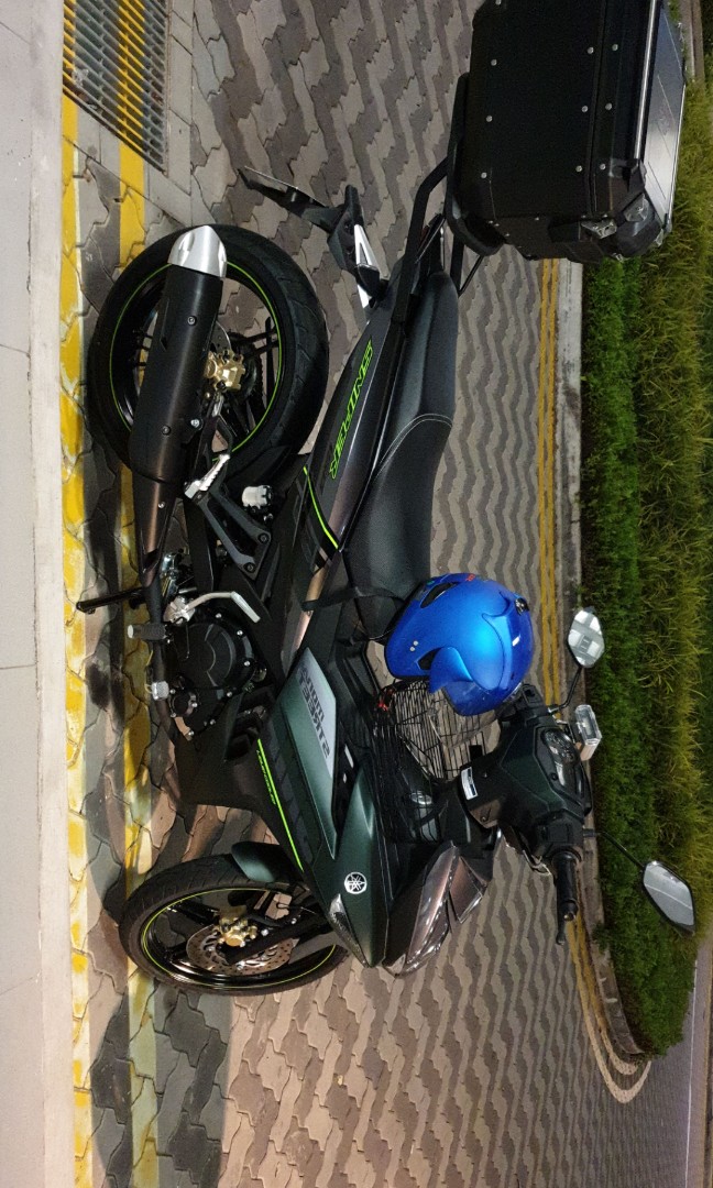Sniper Matte Green Coverset, Motorcycles, Motorcycle Apparel on Carousell