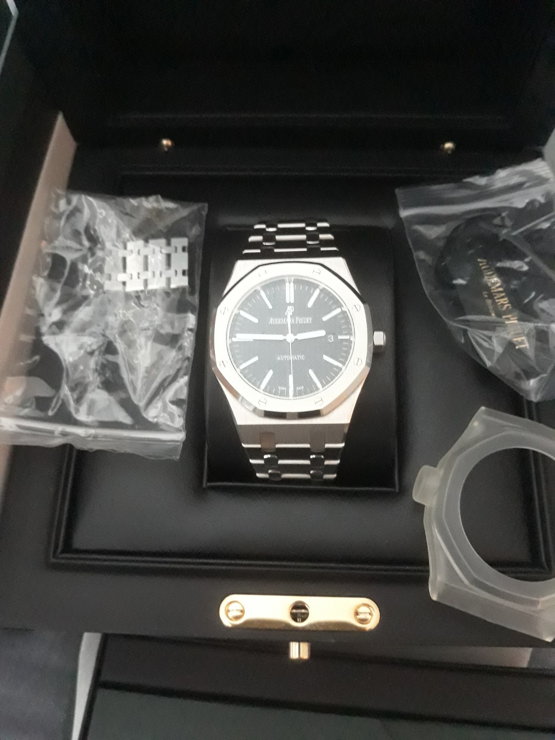 Audemars Piguet Royal Oak 15400st, Luxury, Watches on Carousell