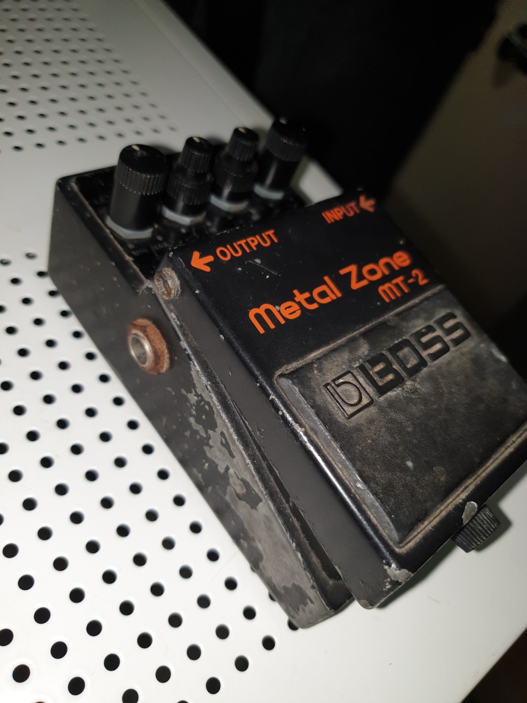 Vintage BOSS Metal Zone 20+ yrs old, Hobbies & Toys, Music & Media ...