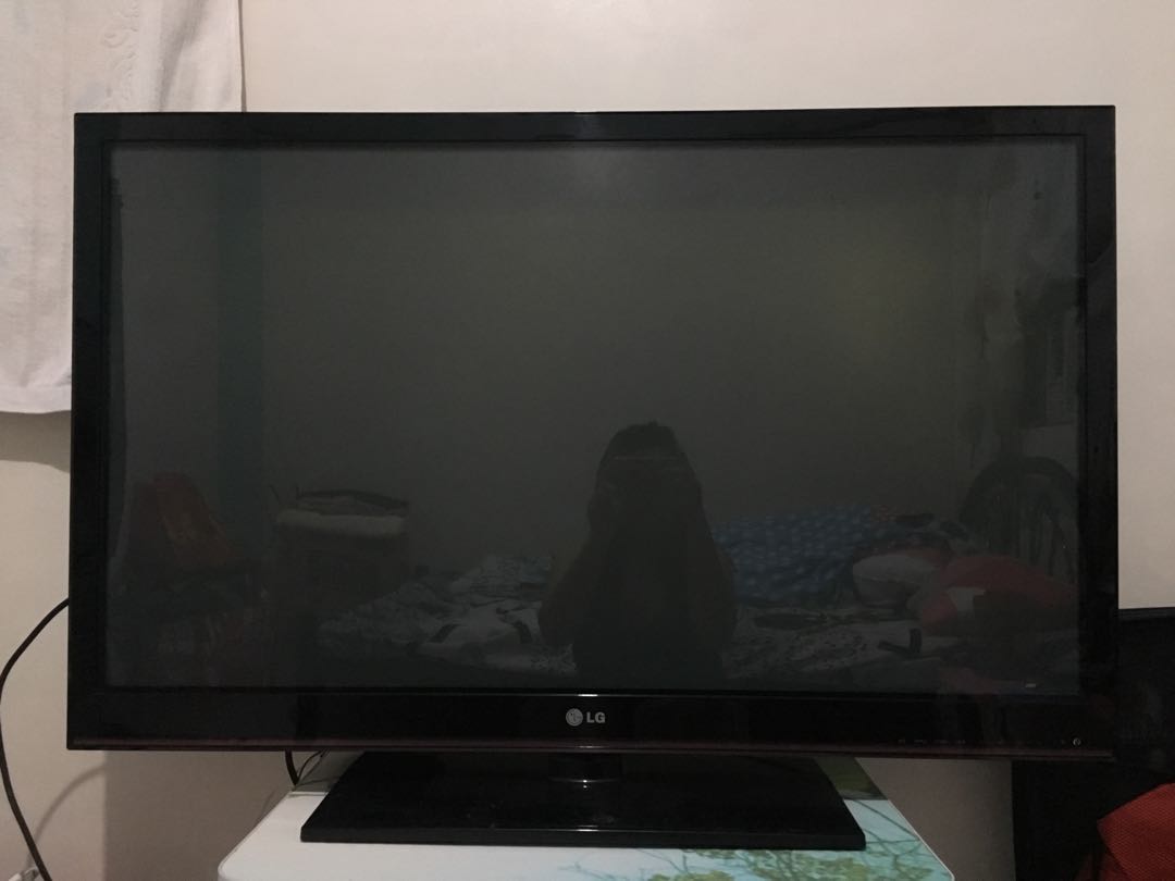 LG 42" TV on Carousell