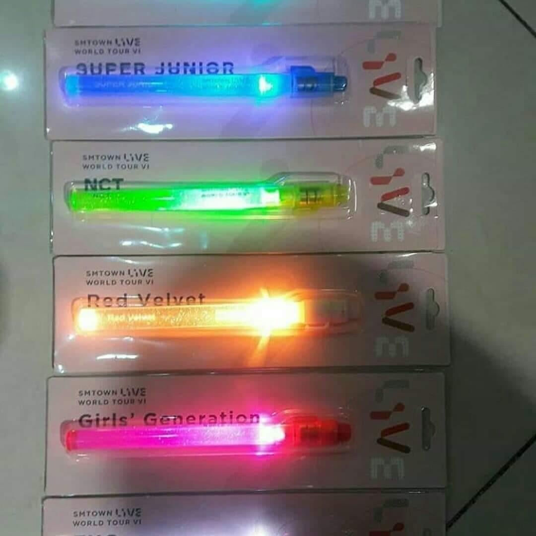NEW ONHAND RED VELVET PENLIGHT STICKS KOREA, Hobbies & Toys ...